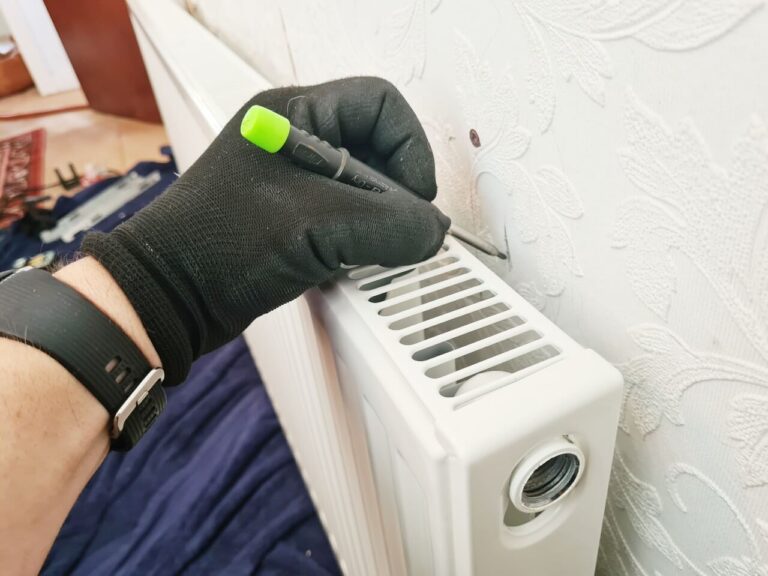 How to Change a Radiator: A Step-by-Step Help Guide